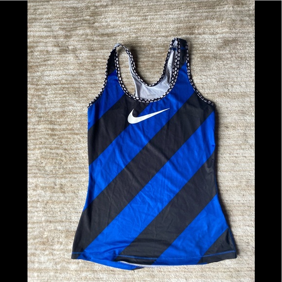 Nike | Tops | Nike Pro Racer Back Workout Top Size Small | Poshmark